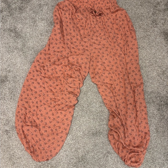 Three Bird Nest | Pants & Jumpsuits | Three Bird Nest Rust Floral Pants ...